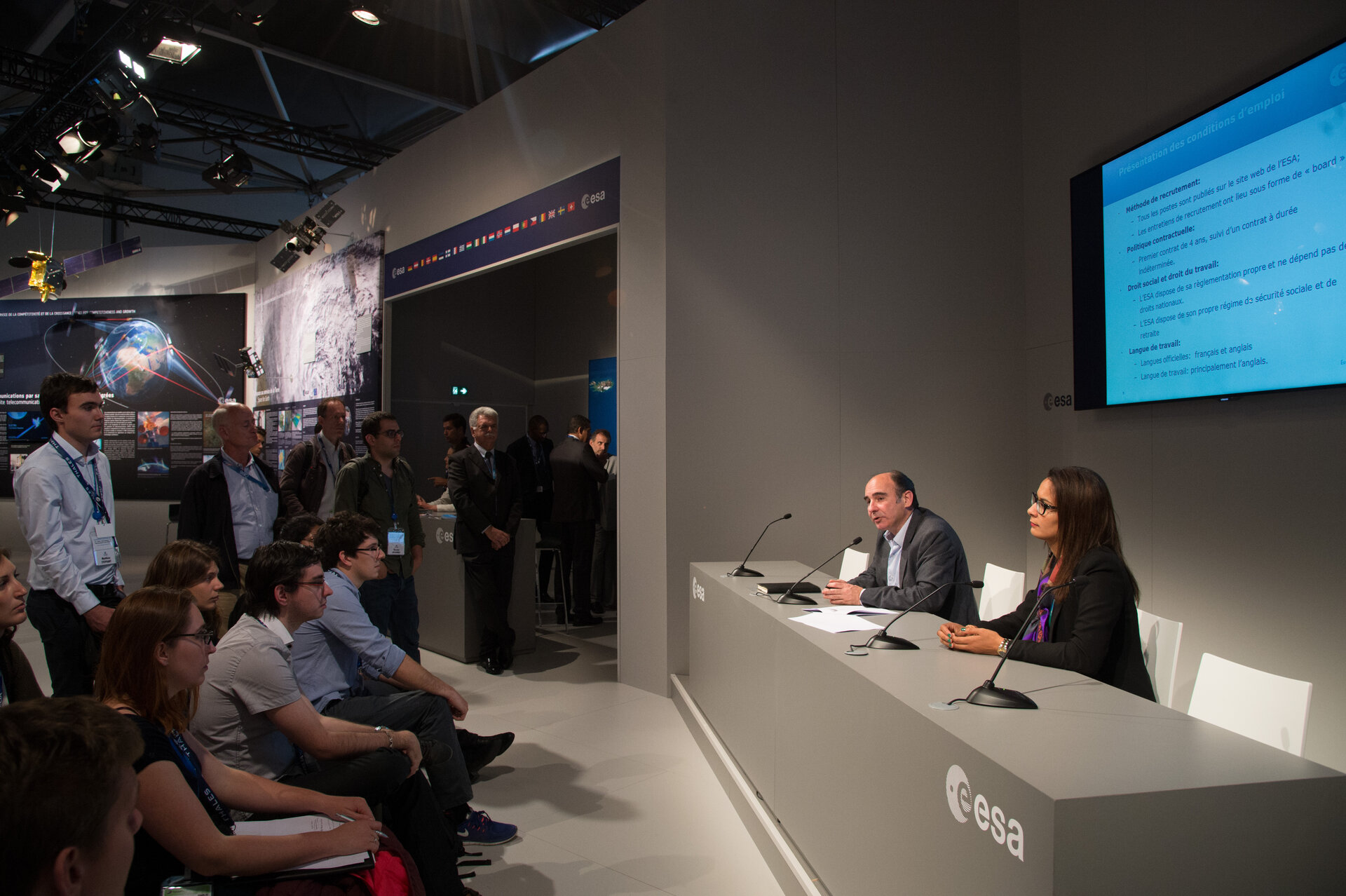 ESA - Thierry Cossart and Zineb Elomri present to research fellows opportunities offered by ESA