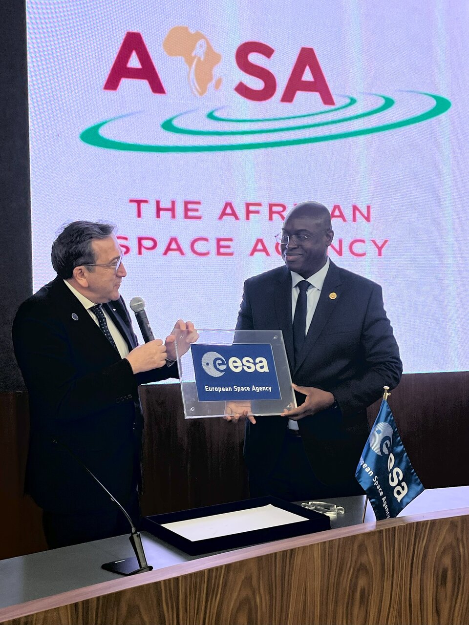 ESA - ESA welcomes inauguration of the African Space Agency